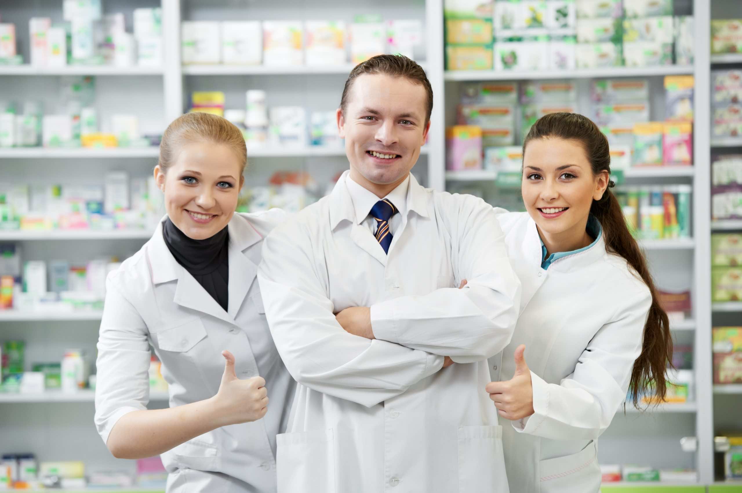 Farmaceuta - przeszłość czy zawód przyszłości? (Oddział PTFarm we ...